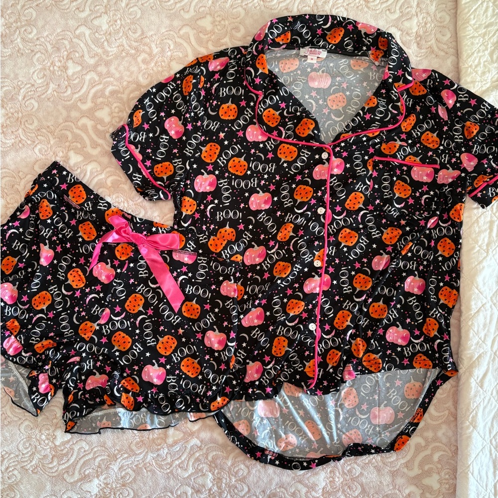 Halloween Themed Boo! Pajamas. Shorts. New. Women’s M… - Gem